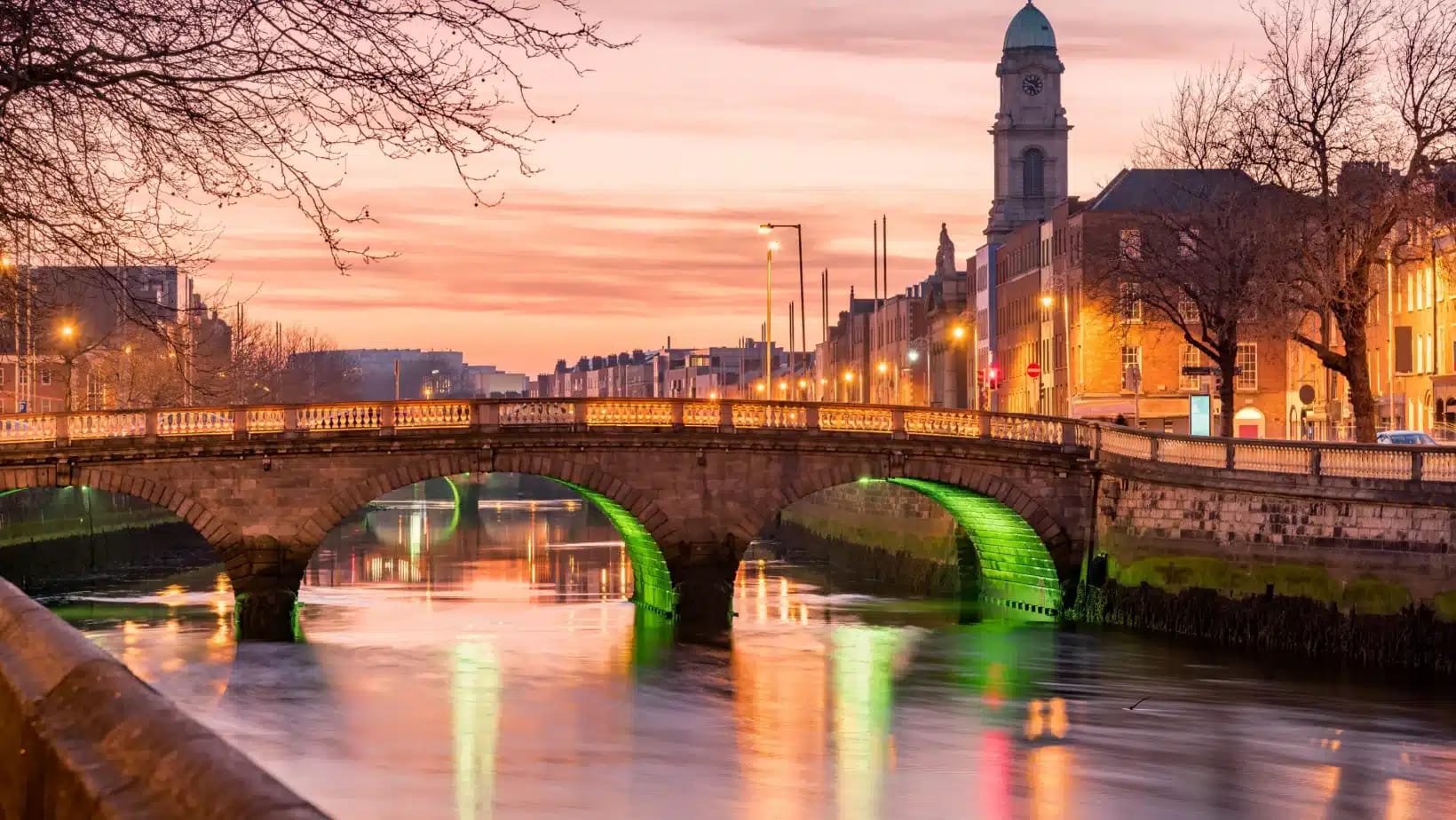 Find Jobs in Ireland for Expats & Work Visa Tips